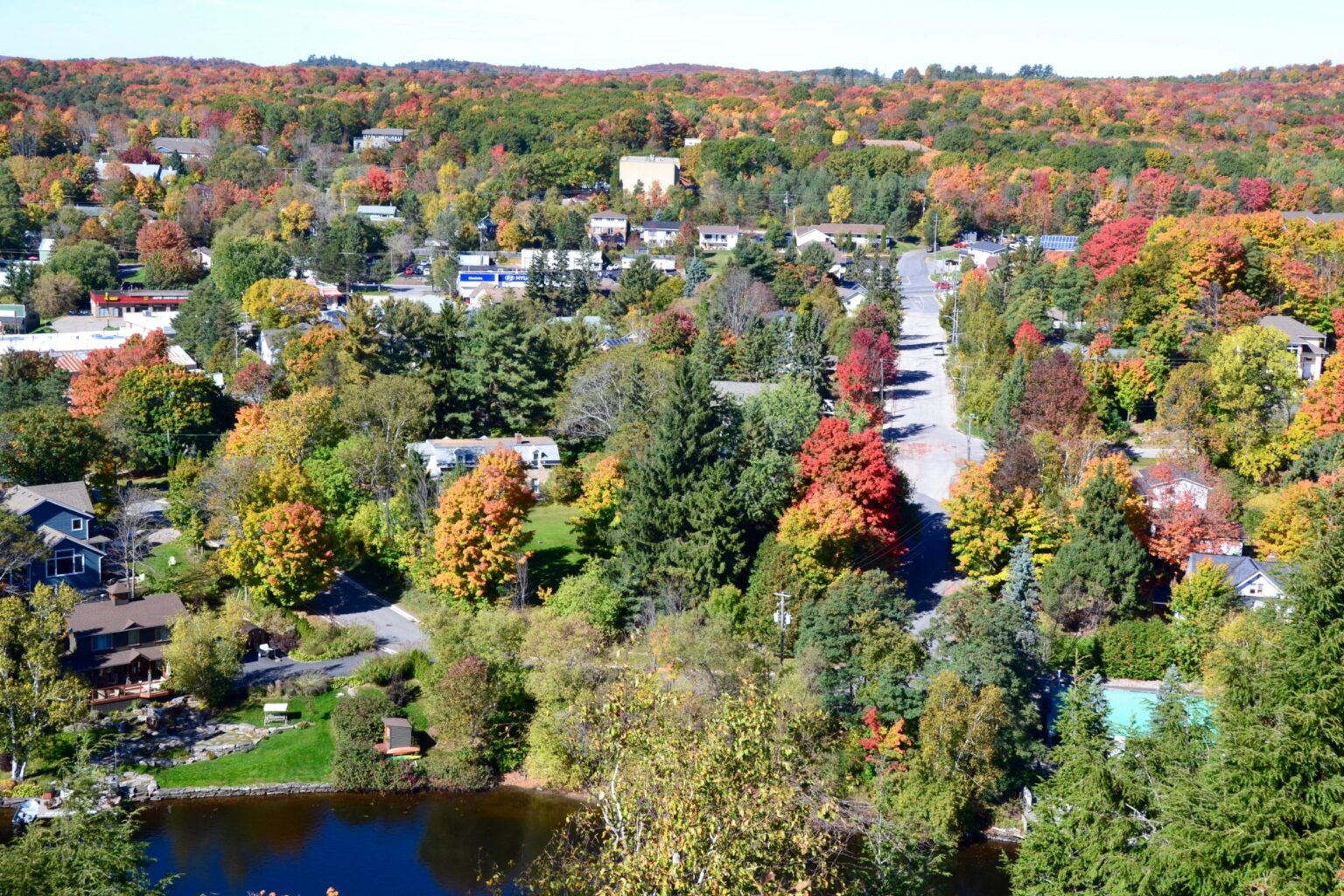 Exploring Huntsville Ontario: A Gem in the Muskokas - Info Petite Nation